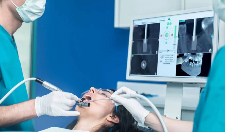 Surgical Navigation For Dental Implants - Novo Dental Centre